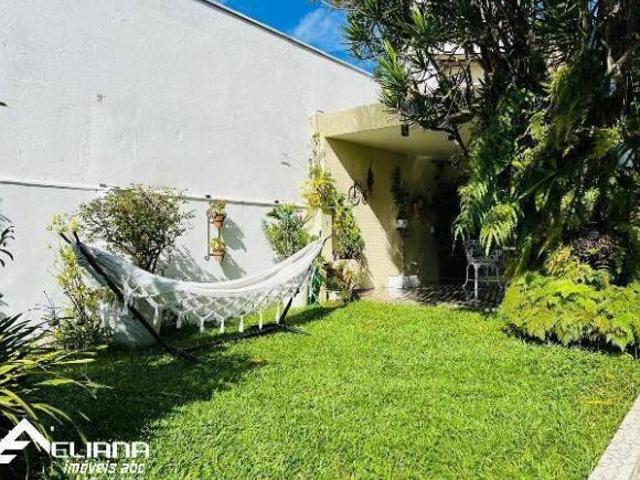 Casa Ampla e Térrea no Bairro Santa Paula