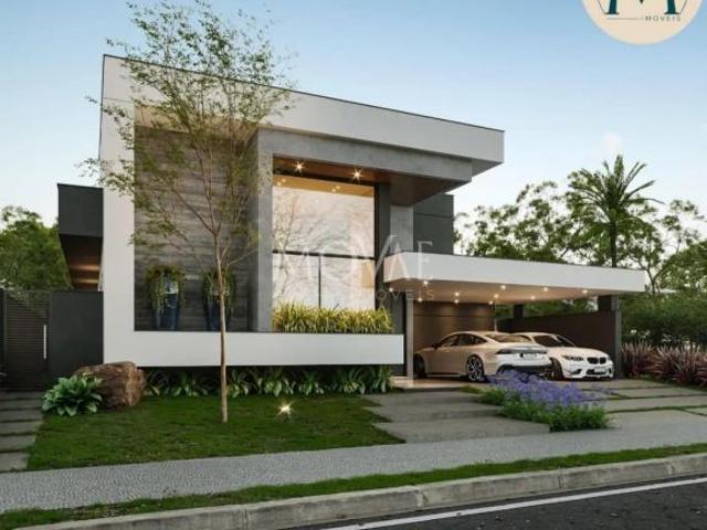 Casa ampla em Condomínio
