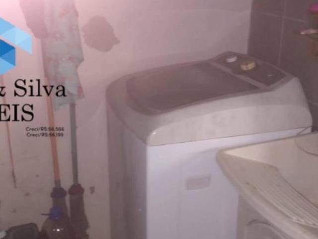 Casa ampla em condomínio fechado!