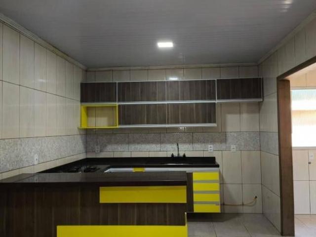 Casa Ampla em condomínio fechado, Escriturado!