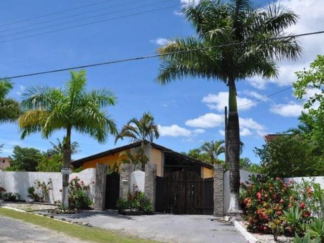 Casa ampla em estilo colonial disponível para venda no Recanto da Ilha Cananéia / SP