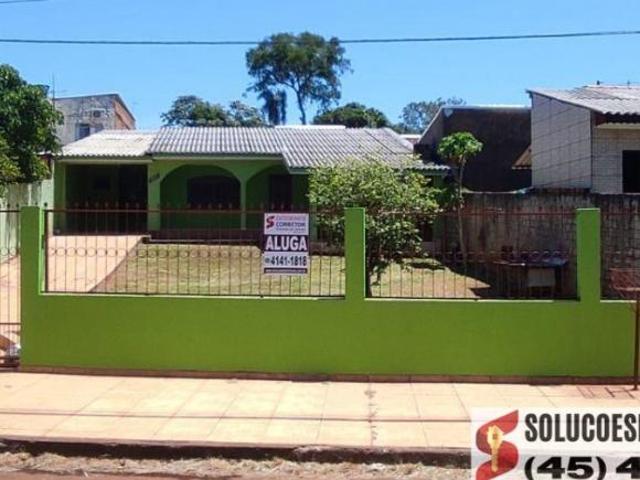 CASA AMPLA EM LOTE DE 400m² NO JD. OURO VERDE FOZ DO IGUAÇU PR