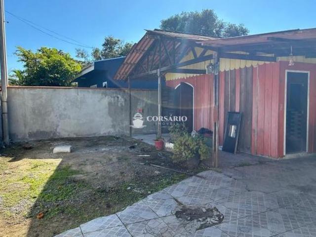 Casa ampla em Pontal do Sul