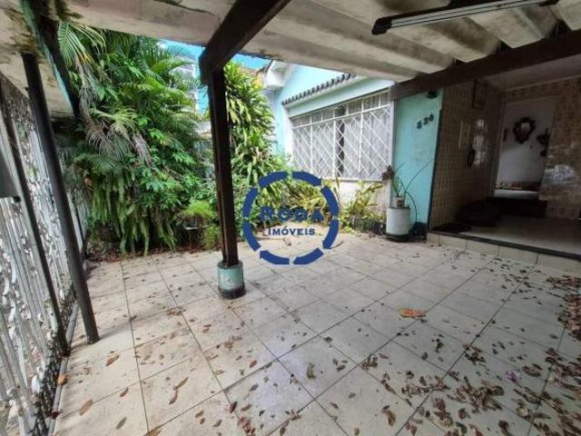 Casa ampla geminada 2 dormitório no bairro da Aparecida, Santos SP