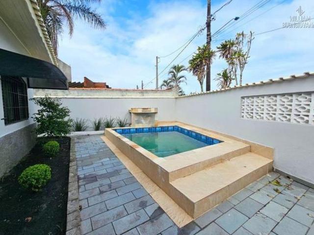 CASA AMPLA LADO PRAIA EM MONGAGUÁ