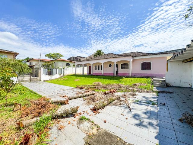 Casa ampla para locação no Jardim Casa Grande