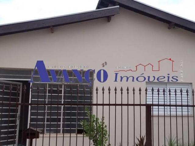 Casa ampla para venda no Vianelo Comercial ou Residencial