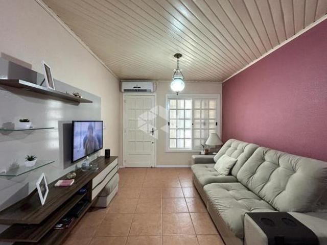 CASA AMPLA 03 DORMITÓRIOS BAIRRO ANA NERY