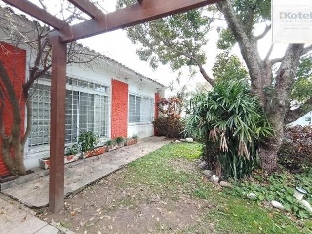 Casa ampla 3 dormitórios no Jartim Itu