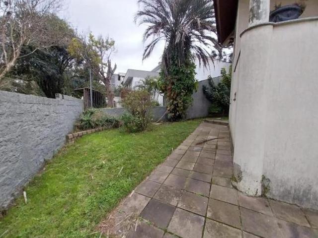 Casa ampla 5 D E 4 Banheiros, 2 vagas Sta Tereza Porto Alegre