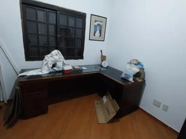 Casa ampla 5 D E 4 Banheiros, 2 vagas Sta Tereza Porto Alegre