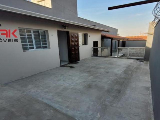 Casa sobrado para Venda ou Locação no bairro Anhangabaú em Jundiaí/SP