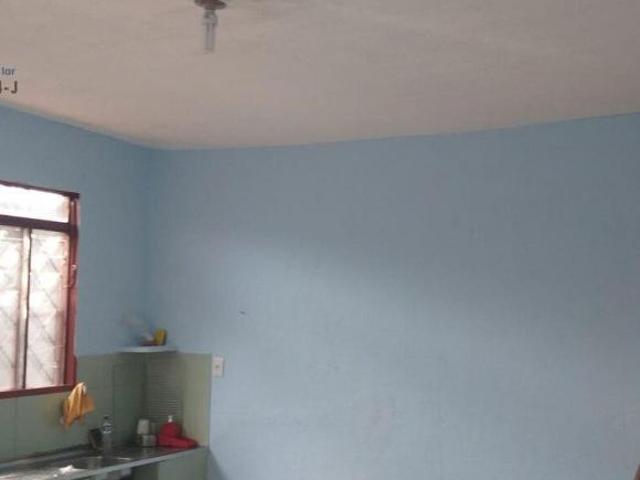 casa antiga com terreno grande barato