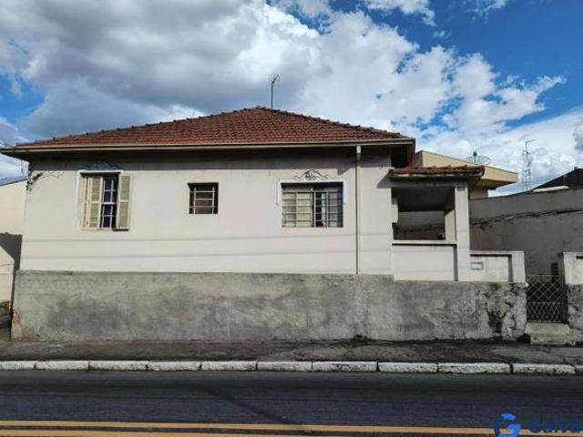 Casa antiga e terreno à venda no Bairro Colonia em Jundiaí SP