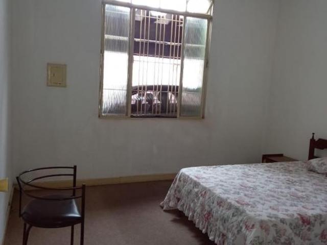 Casa Antiga / Excelente localização