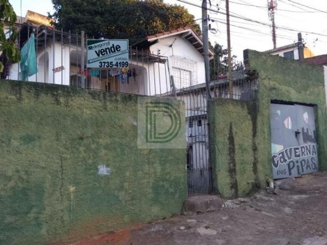 CASA ANTIGA IDEAL PARA CONSTRUTOR OU INVESTIDOR