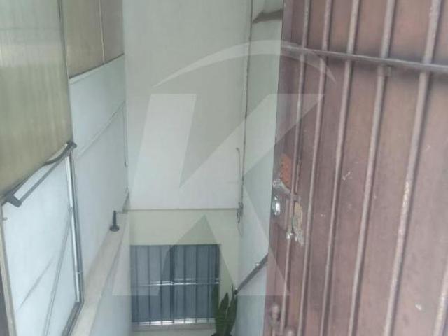 Casa Antiga, na Vila Maria Alta! Aceita Permuta!