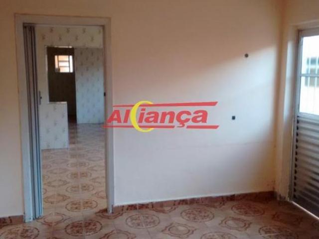 Casa antiga na Penha de França, boa localização