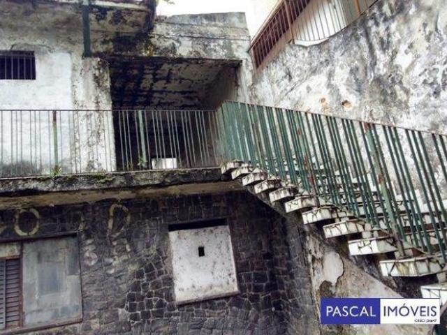 Casa antiga para reforma ou demolição