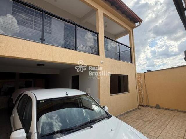 CASA | AR 05 | 4 QUARTOS | 2 PAVIMENTOS | SOBRADINHO 2