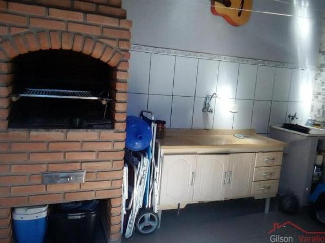 CASA ÁREÃO TAUBATÉ À VENDA