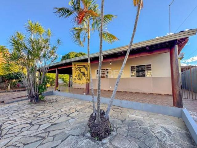 CASA ARNIQUEIRA SHA 5 640M² 3 QUARTOS 1 SUÍTE CONDOMÍNIO FORMADO CASA SOLTA