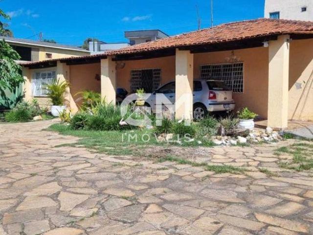 CASA / ARNIQUEIRAS / 3 QUARTOS 2 SUITES / COZINHA PLANEJADA / 61 3595 1212