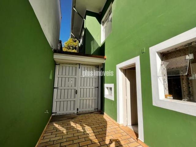 Casa Assobrada 3 Quartos 1 Suite 2 Vagas no Sumaré!