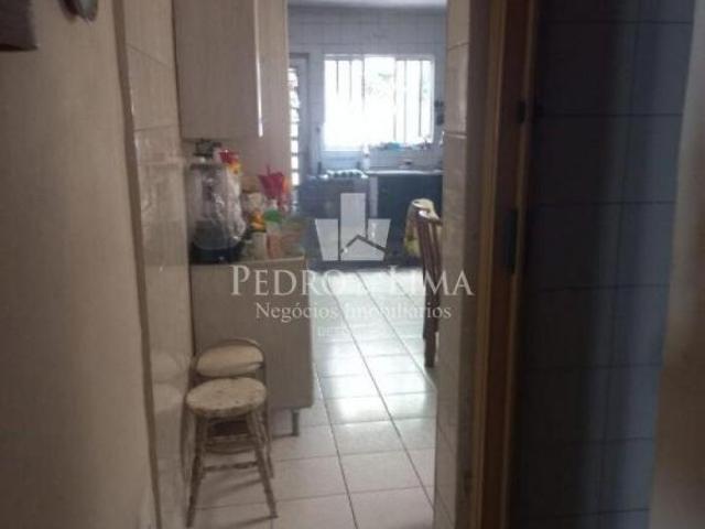 Casa Assobrada com 3 Casas no mesmo Terreno na Ponte Rasa