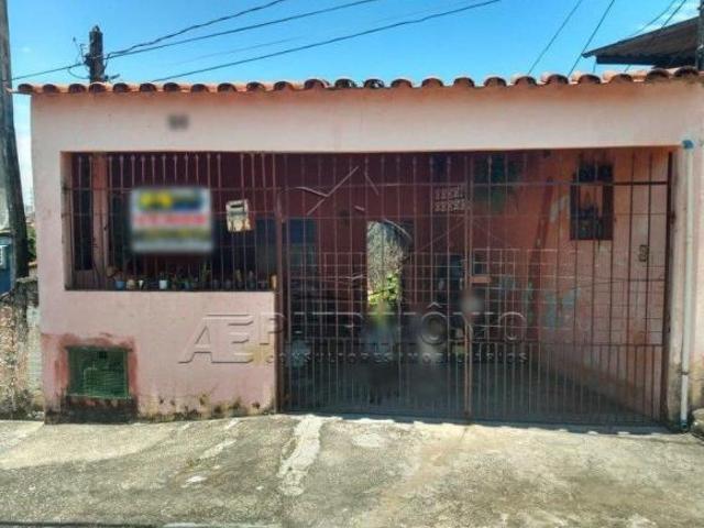 CASA ASSOBRADADA MAGNOLIA COM 3 QUARTOS SENDO 1 SUITE