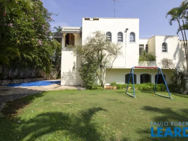Casa assobradada morumbi sp