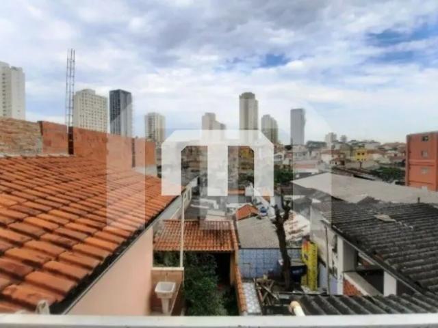 Casa Assobradada na Mooca: 2 Quartos, 1 Sala, 2 Banheiros 115m² Próximo ao Mooca Plaza Shopping!