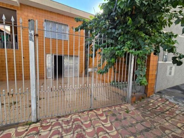 Casa assobradada na Vila Constança 3 quartos, 4 vagas