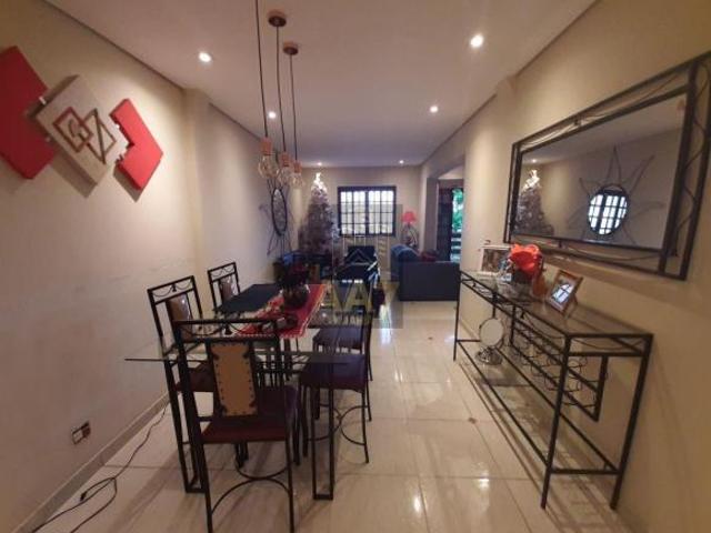 CASA ASSOBRADADA NO BUTANTÃ