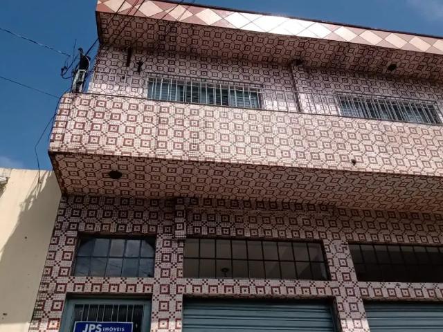 Casa assobradada no jardim Brasil, perto de escolas, cheches etc