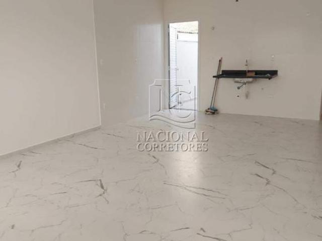 Casa assobradada à venda, 3 quartos, 1 suíte, 2 vagas, Vila Vitória Santo André/SP