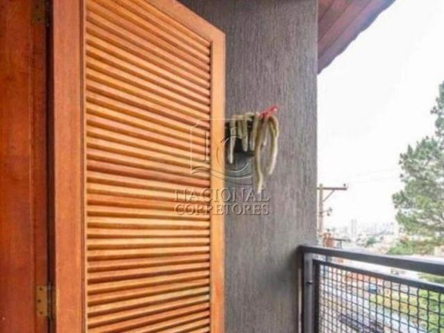 Casa assobradada à venda, 3 quartos, 1 suíte, 2 vagas, Jardim Stella Santo André/SP