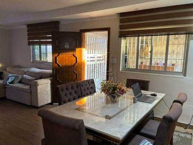 Casa assobradada à venda, 3 quartos, 1 suíte, 4 vagas, Parque João Ramalho Santo André/SP