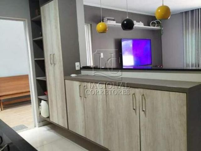 Casa assobradada à venda, 2 quartos, 1 suíte, 2 vagas, Vila Curuçá Santo André/SP
