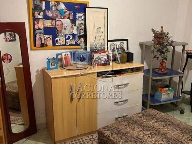 Casa assobradada à venda, 2 quartos, 1 suíte, 2 vagas, Jardim Stella Santo André/SP