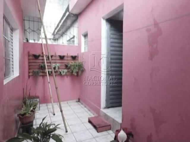 Casa assobradada à venda, 2 quartos, 2 vagas, Parque Erasmo Assunção Santo André/SP