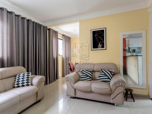 Casa assobradada à venda, 4 quartos, 2 suítes, 3 vagas, Jardim Santo Antônio Santo André/SP