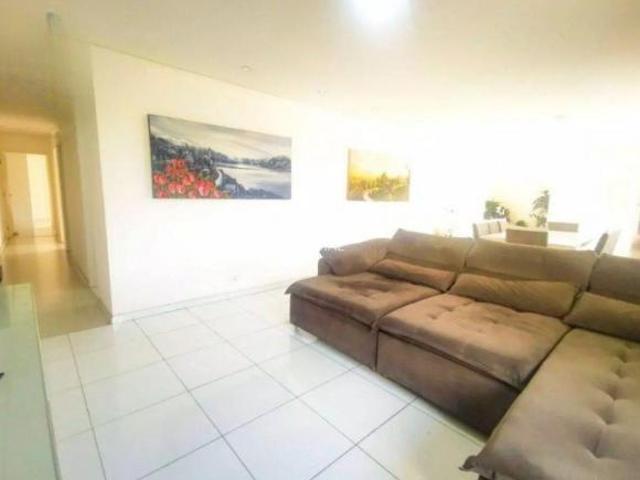 Casa Assobradada à venda com 221 m², 3 dormts, 1 suíte, 6 vagas Parque dos Pássaros São Bernardo