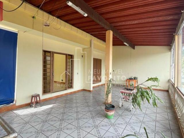 Casa assobradada a venda, aos pés da serra do Japi, Jundiaí SP R 690.000,00