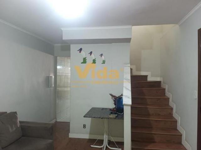Casa Assobradada à venda em Cidade das Flores 03 quartos