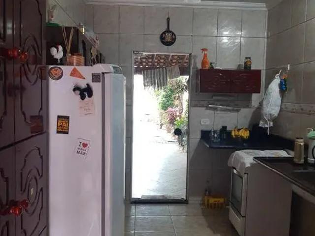 Casa assobradada a venda em Americana