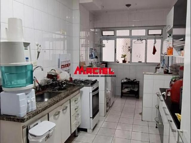 CASA ASSOBRADADA A VENDA JD. PORTUGAL 03 DORM. R$ 455.000,00