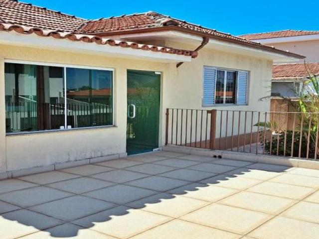 Casa assobradada à venda no Bairro da Vila Guedes na Rua Manoel Rodrigues da Costa