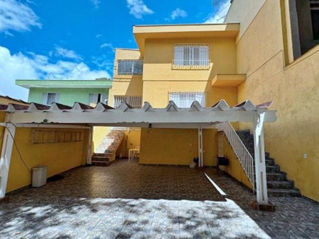 Casa assobradada à venda no Bairro do Jardim Vista Linda na Rua Francisco Beltrão
