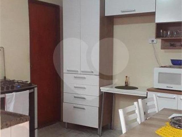 Casa assobradada a venda no Jardim Maria Duarte